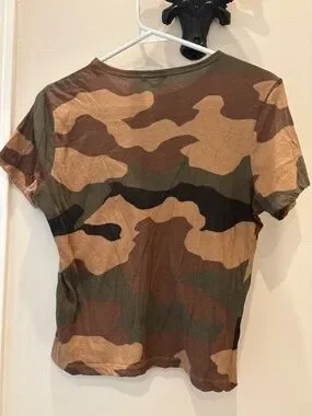 Good American | Tops | Good American Tee | Poshmark